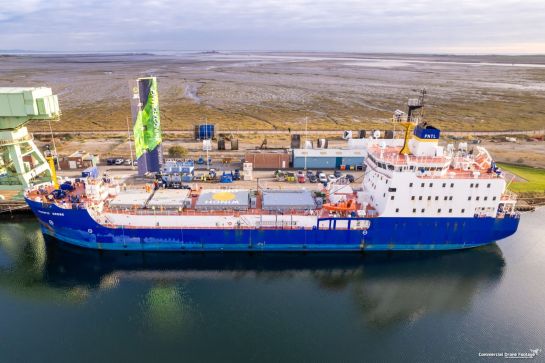 FastRig: First UK trial begins of sail designed to cut ships'… | BECBC